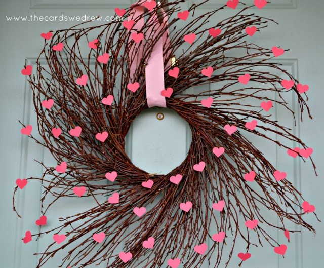 Valentine's Day Wreath Tutorials: 21 Perfect Choices for Your Home