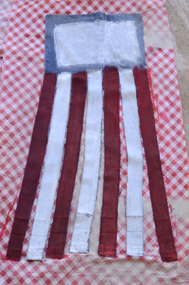 Patriotic Flag Banner - A DIY Upcycled Jeans Project